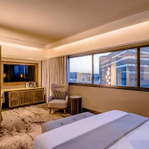 Sandton Sun And Towers Johannesburg Expert Review: What To Expect From ...